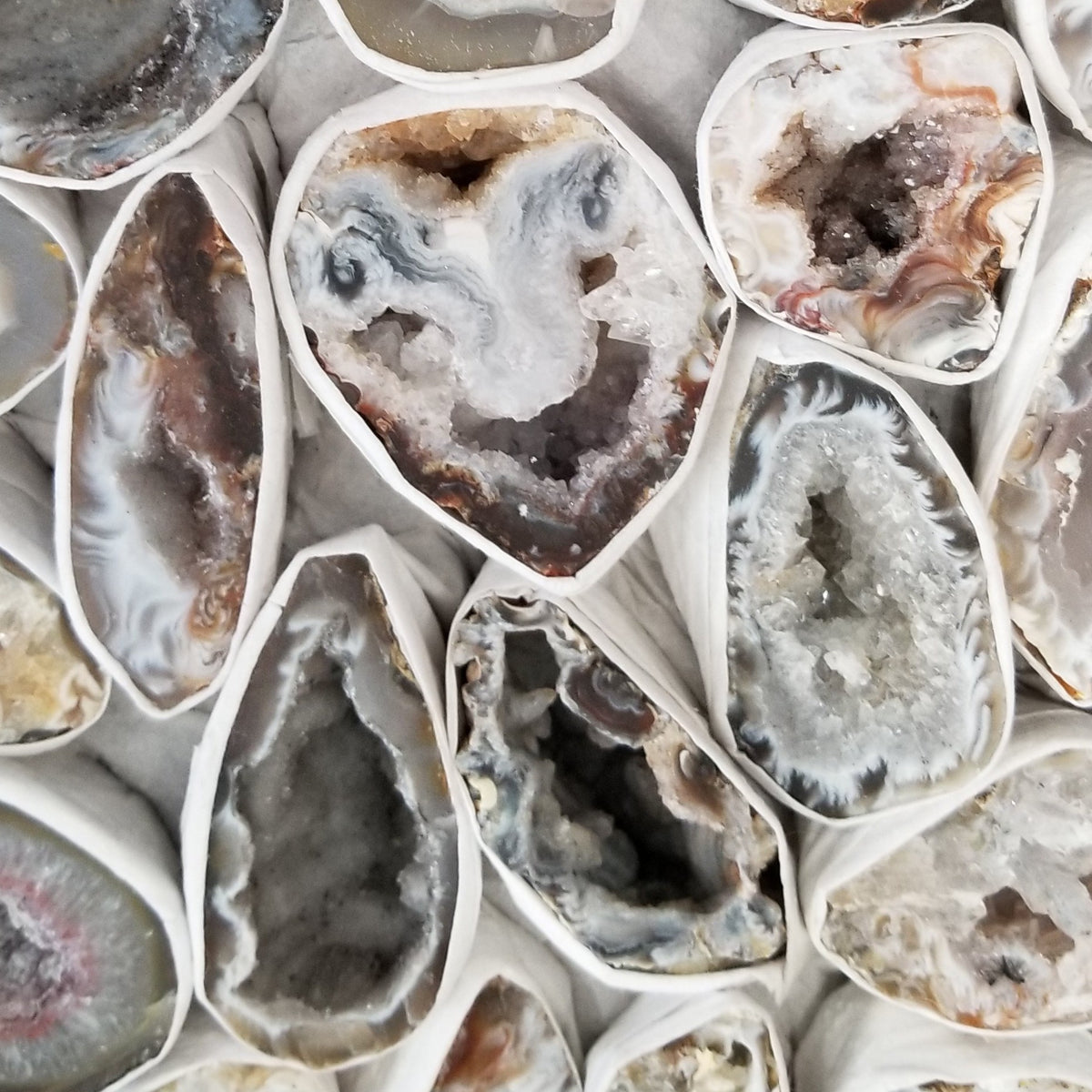 Oco Geode: Energy & Confidence Boost — High Ho Gems and Crystals